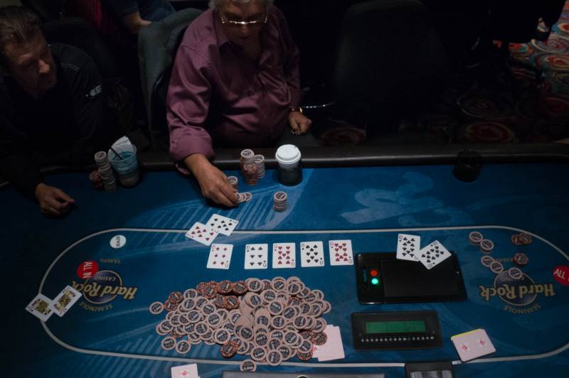 Event 4: Myong Han Eliminated 19th; Two Tables Remain | Seminole Hard ...