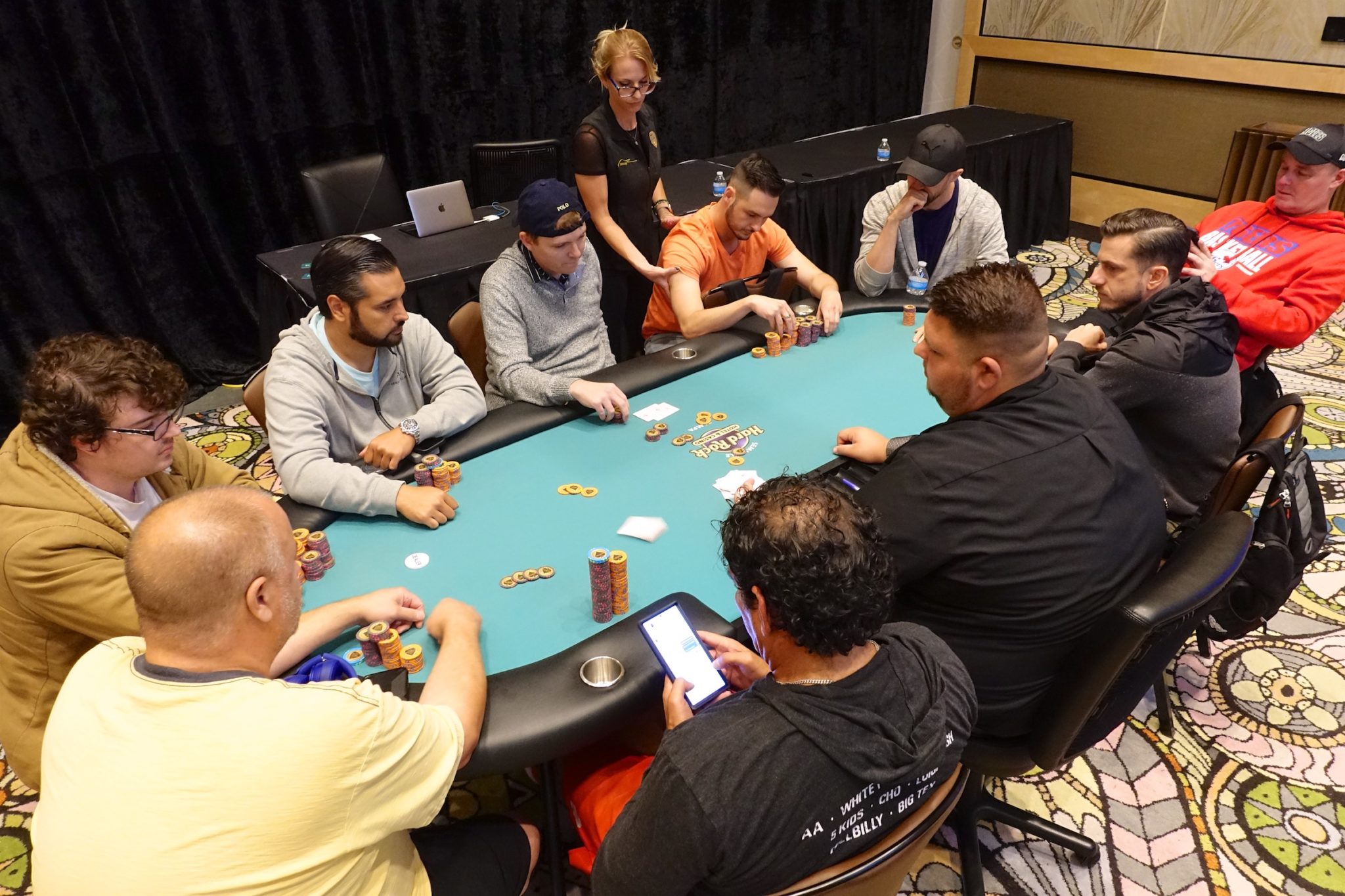 Event 8: Igor Tretyakov Leads as the Final Table Begins | Seminole Hard ...